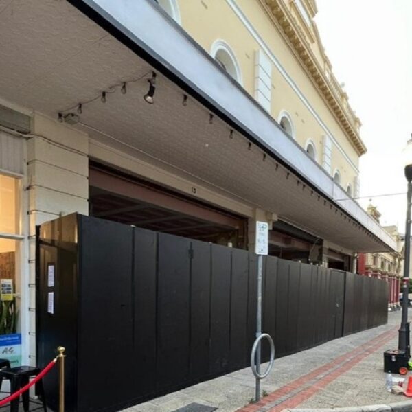 A-Class vs. B-Class Hoarding: Unveiling the Differences with Titan