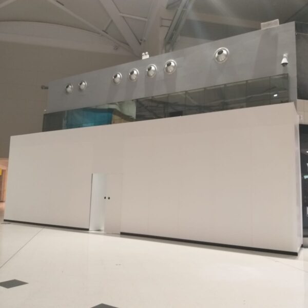 A-Class vs. B-Class Hoarding: Unveiling the Differences with Titan